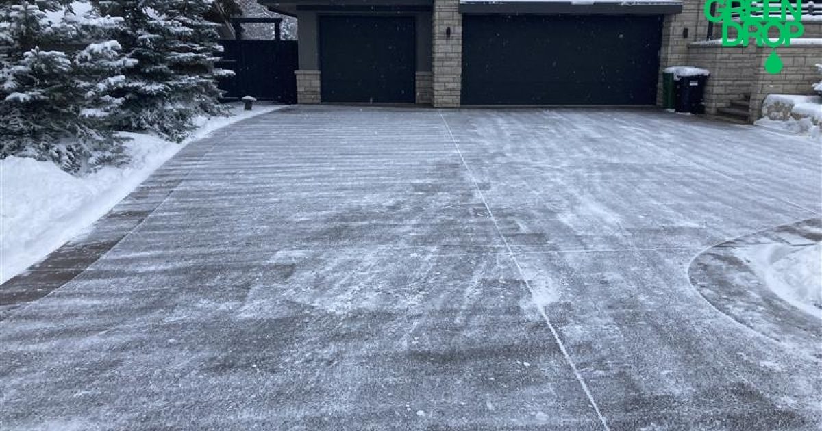 When Are You Responsible for Snow Removal in Saskatoon?