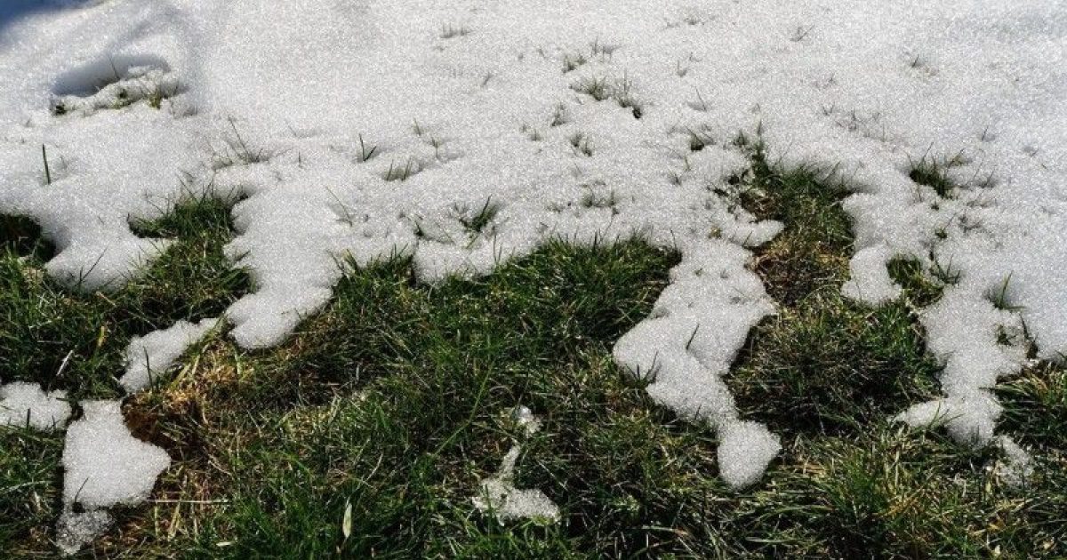 Avoiding Spring Slush: What to Do With End-of-Season Snow