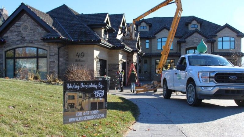 Holiday Light Safety Tips to Check After Installation